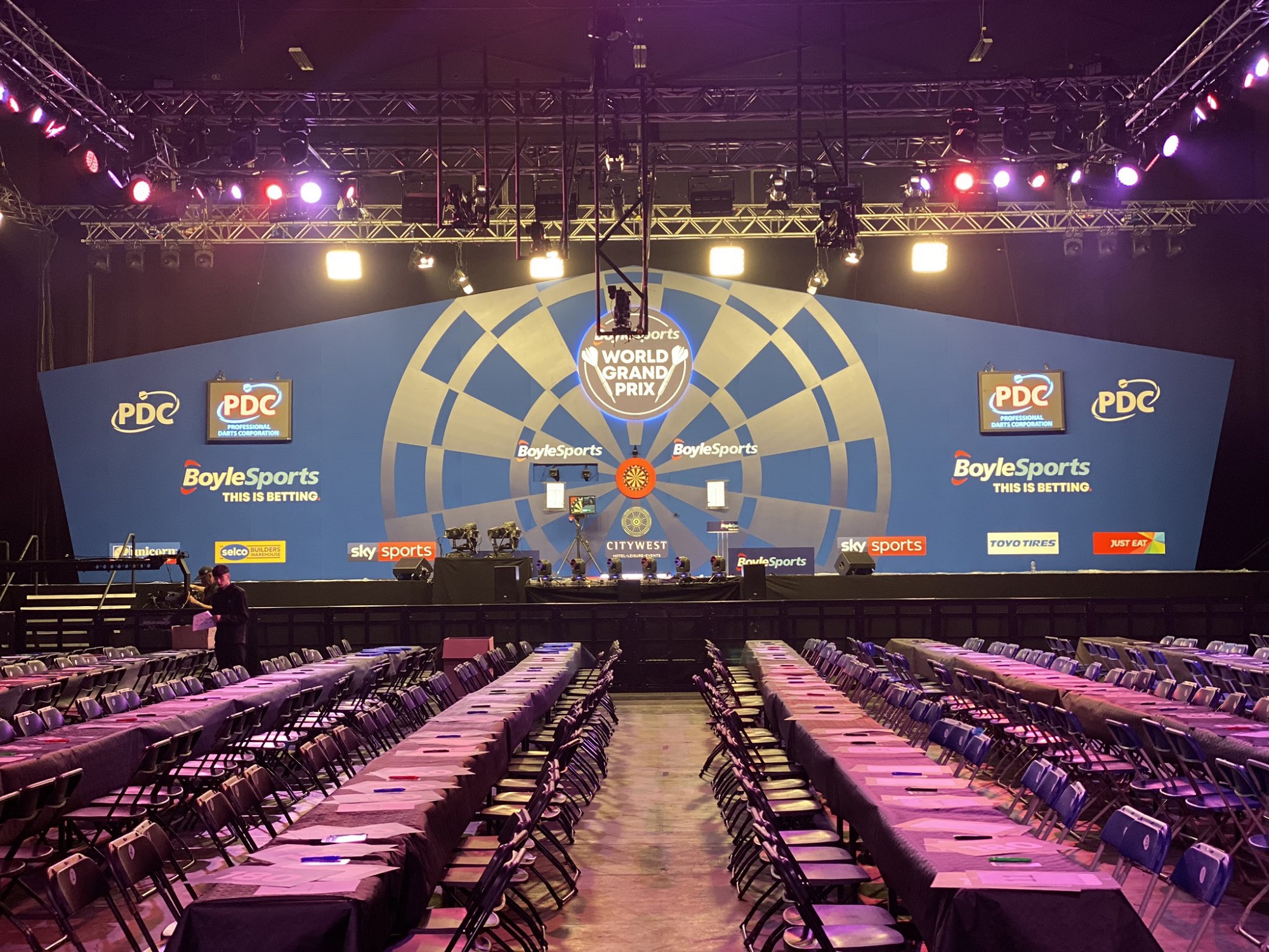 2019 PDC World Grand Prix (Oct 6-12) - Page 6 - The Darts Forum