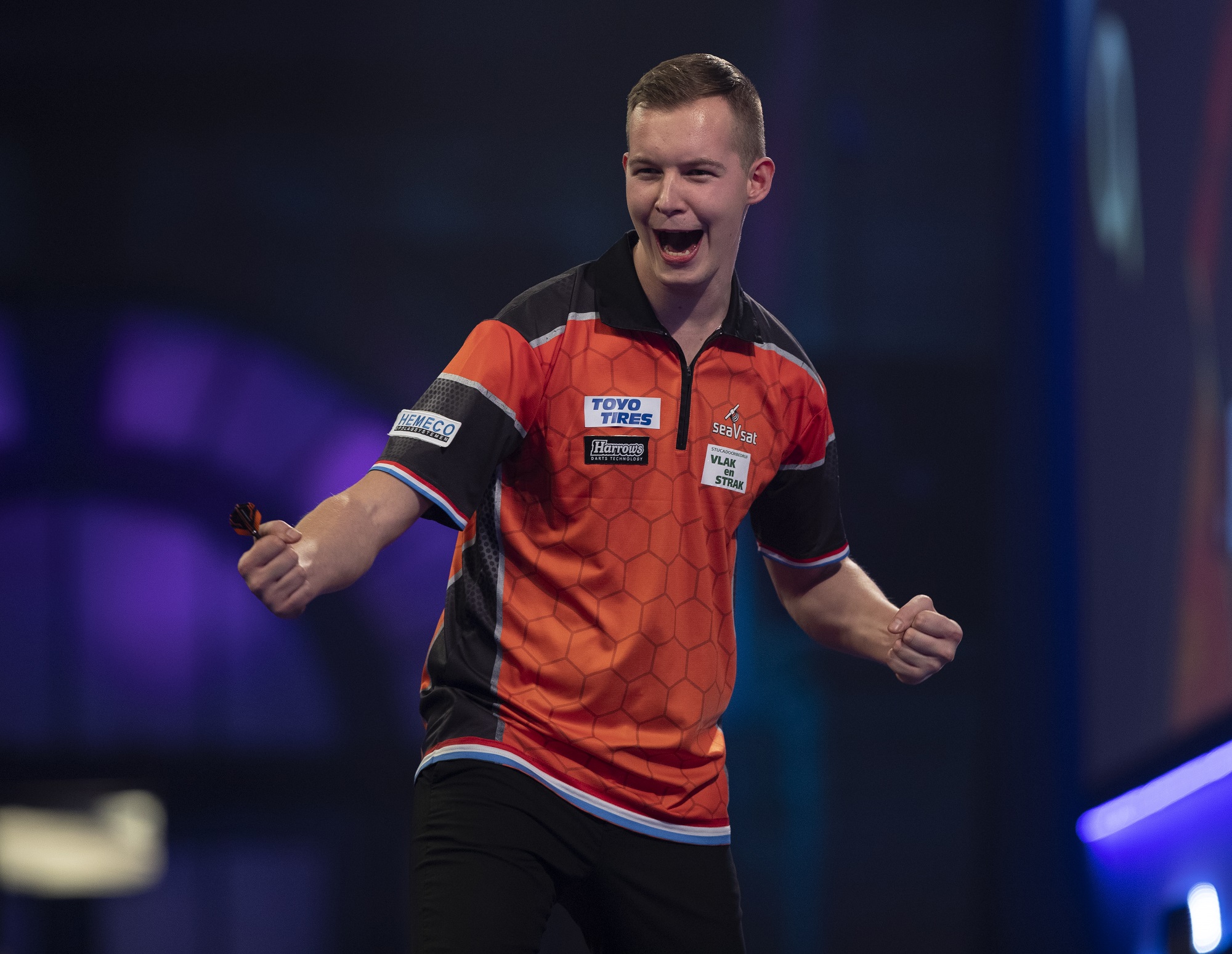 Nentjes & Heaver secure Tour Cards On Final Stage Day Two | PDC