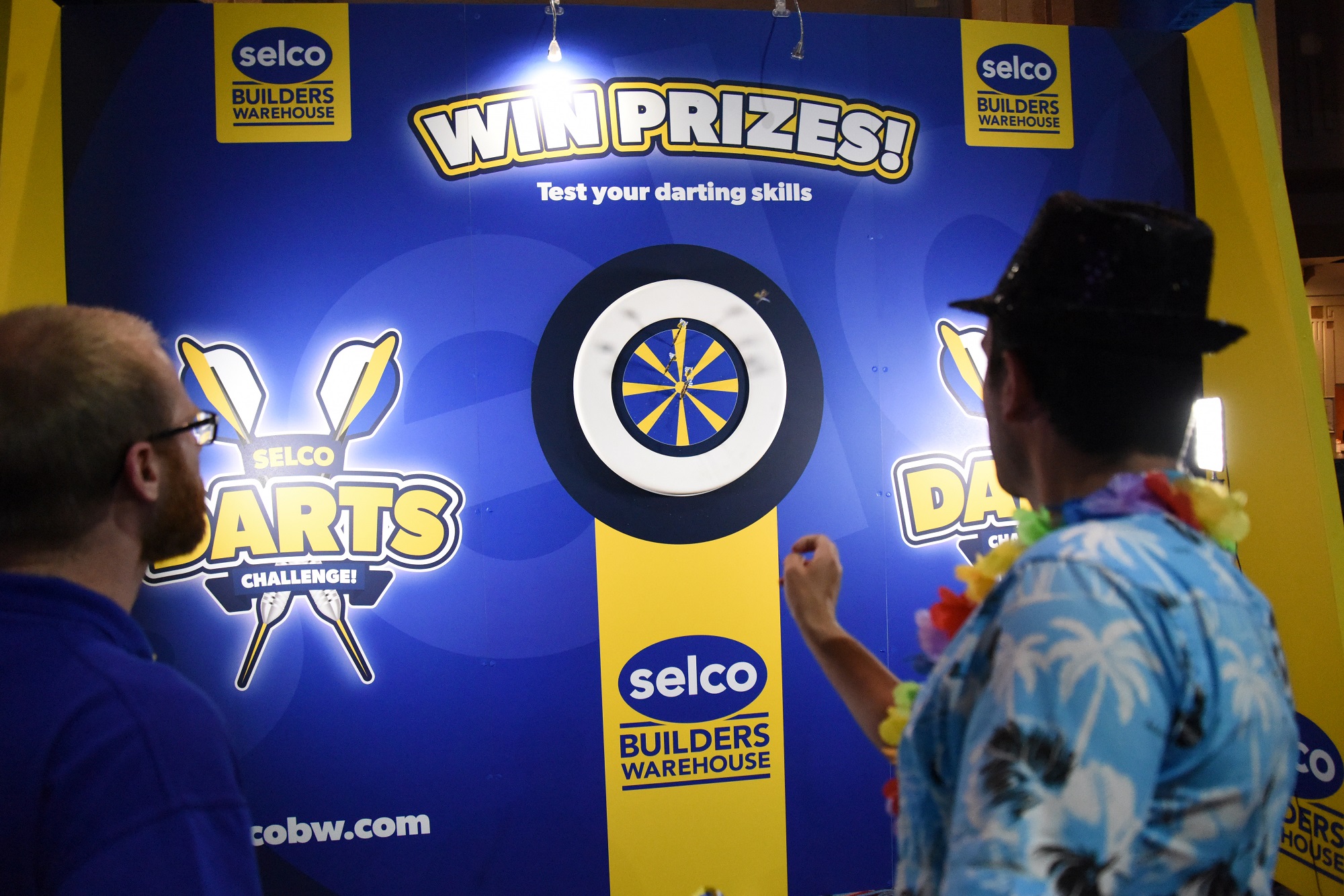 Selco gives darts fans chance to test their skills! | PDC