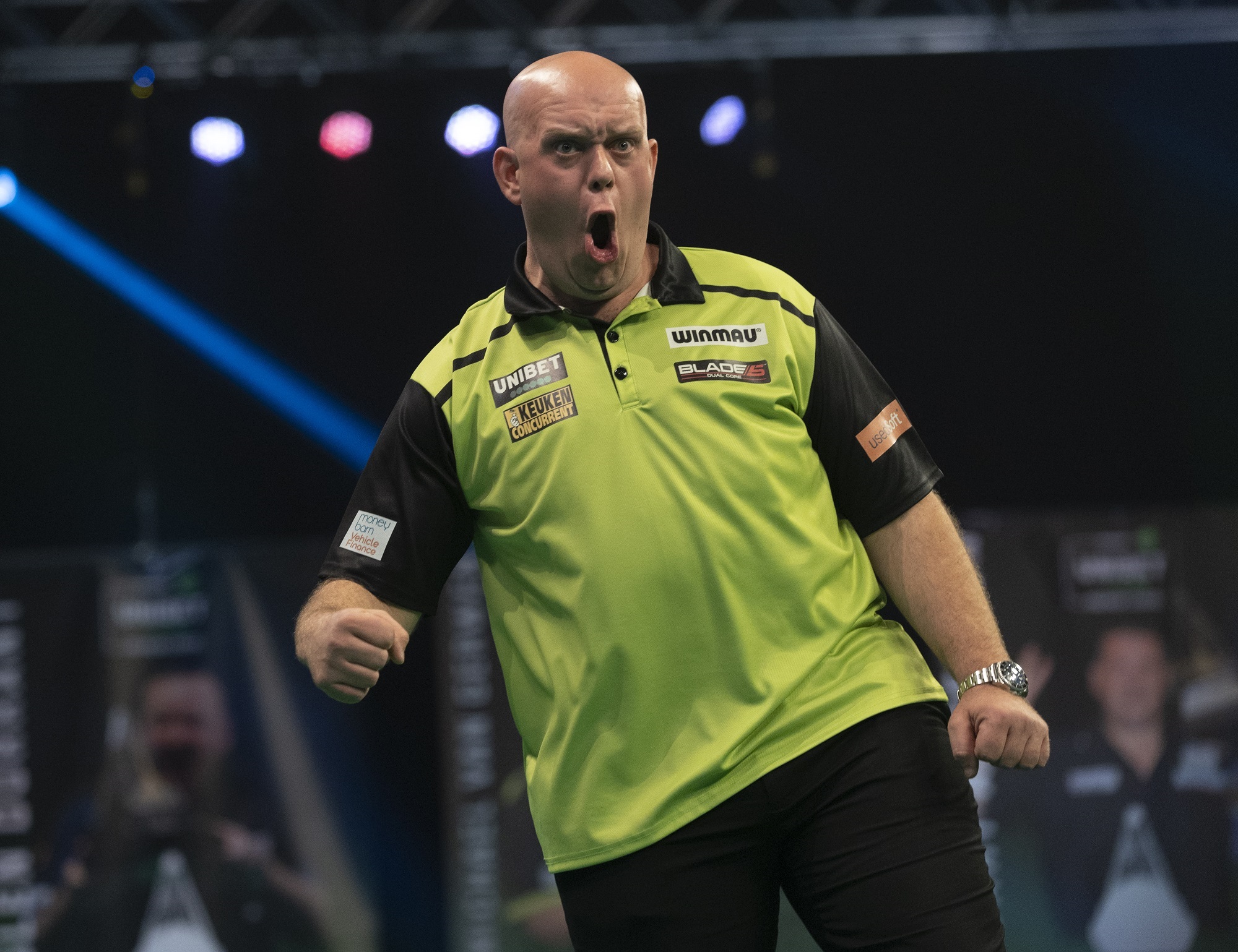 Van Gerwen hits top form as Aspinall stays top on Night Ten | PDC