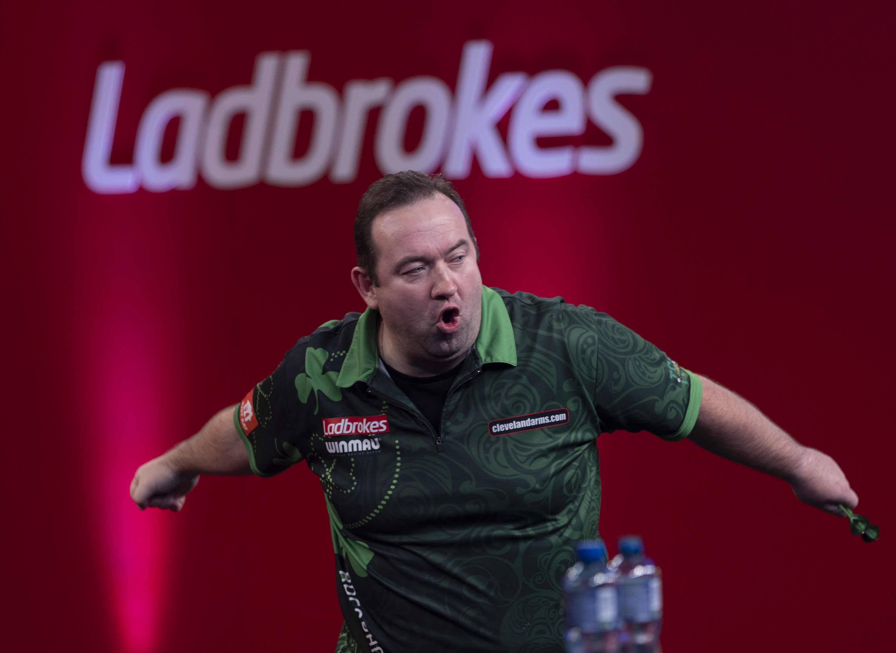 Dolan knocks out Price as quarter-final line-up confirmed | PDC