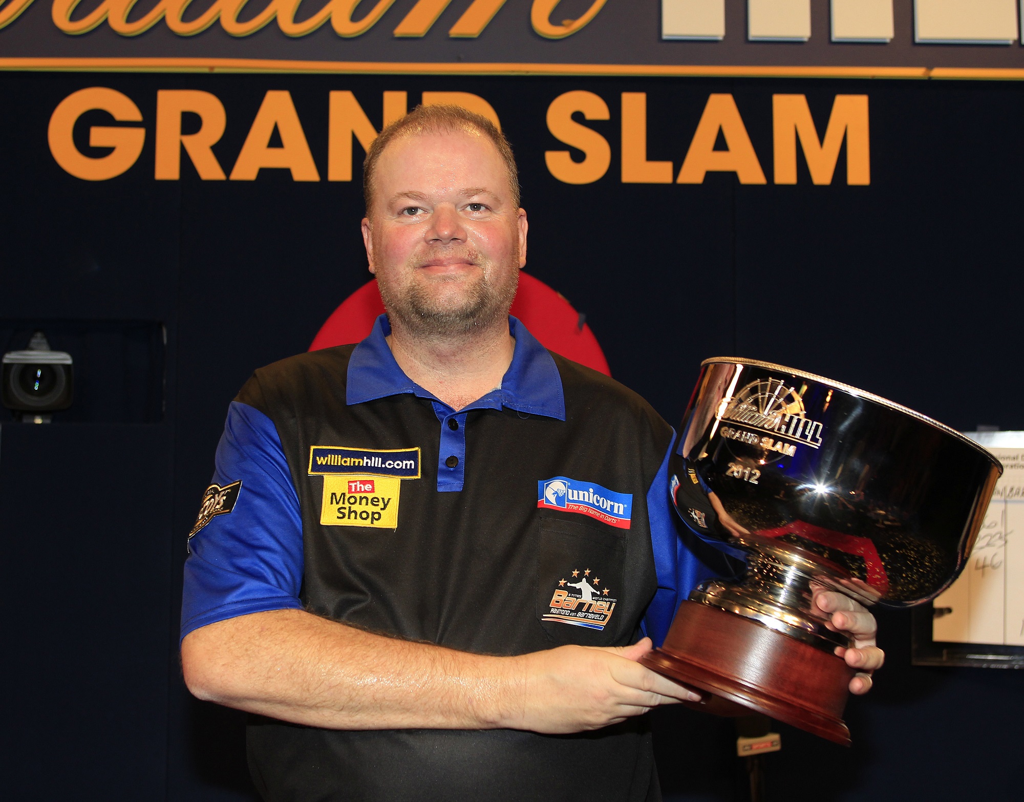 Barney secures Cazoo Grand Slam of Darts return through qualifiers | PDC