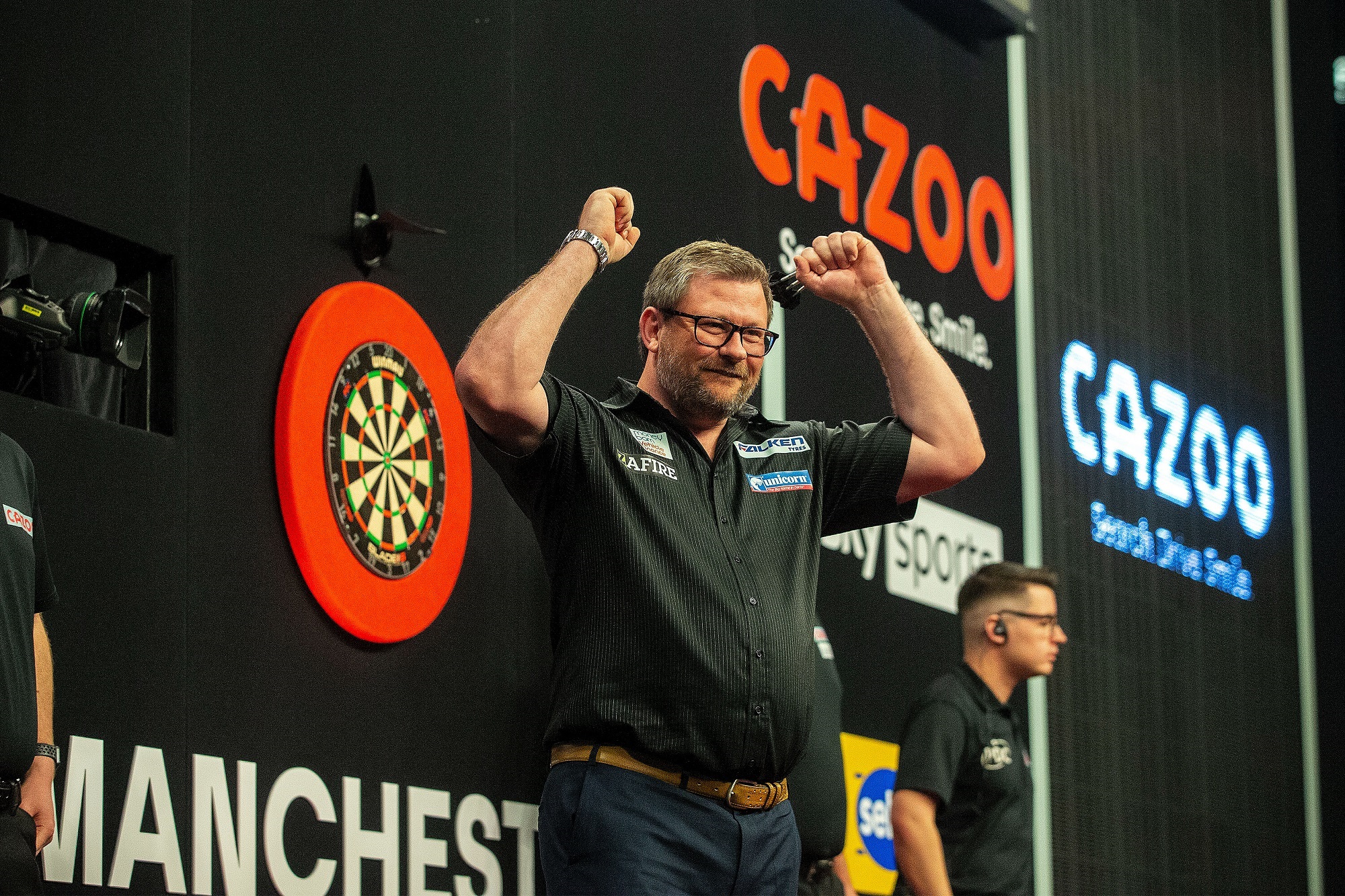 Wonderful Wade delights record crowd for Cazoo Premier League win | PDC