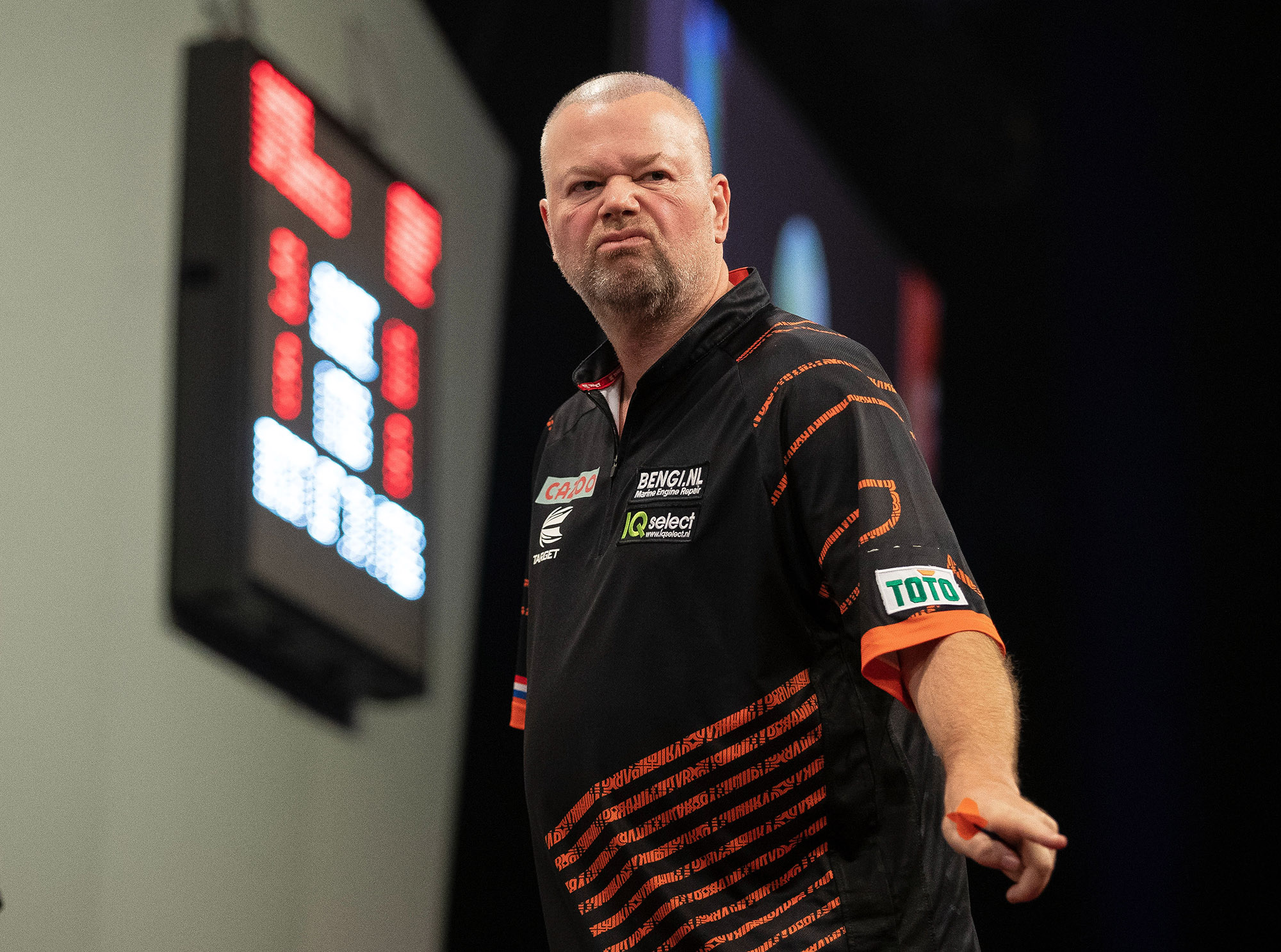 Brilliant Barney stuns Price to reach Cazoo Grand Slam semi-finals | PDC