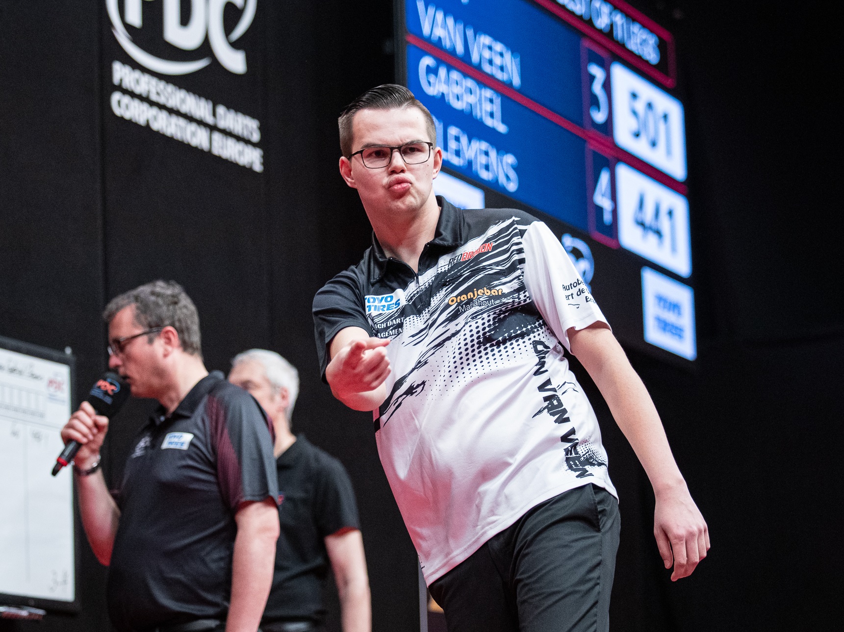 Van Veen completes busy weekend with Winmau Development Tour Event Ten ...