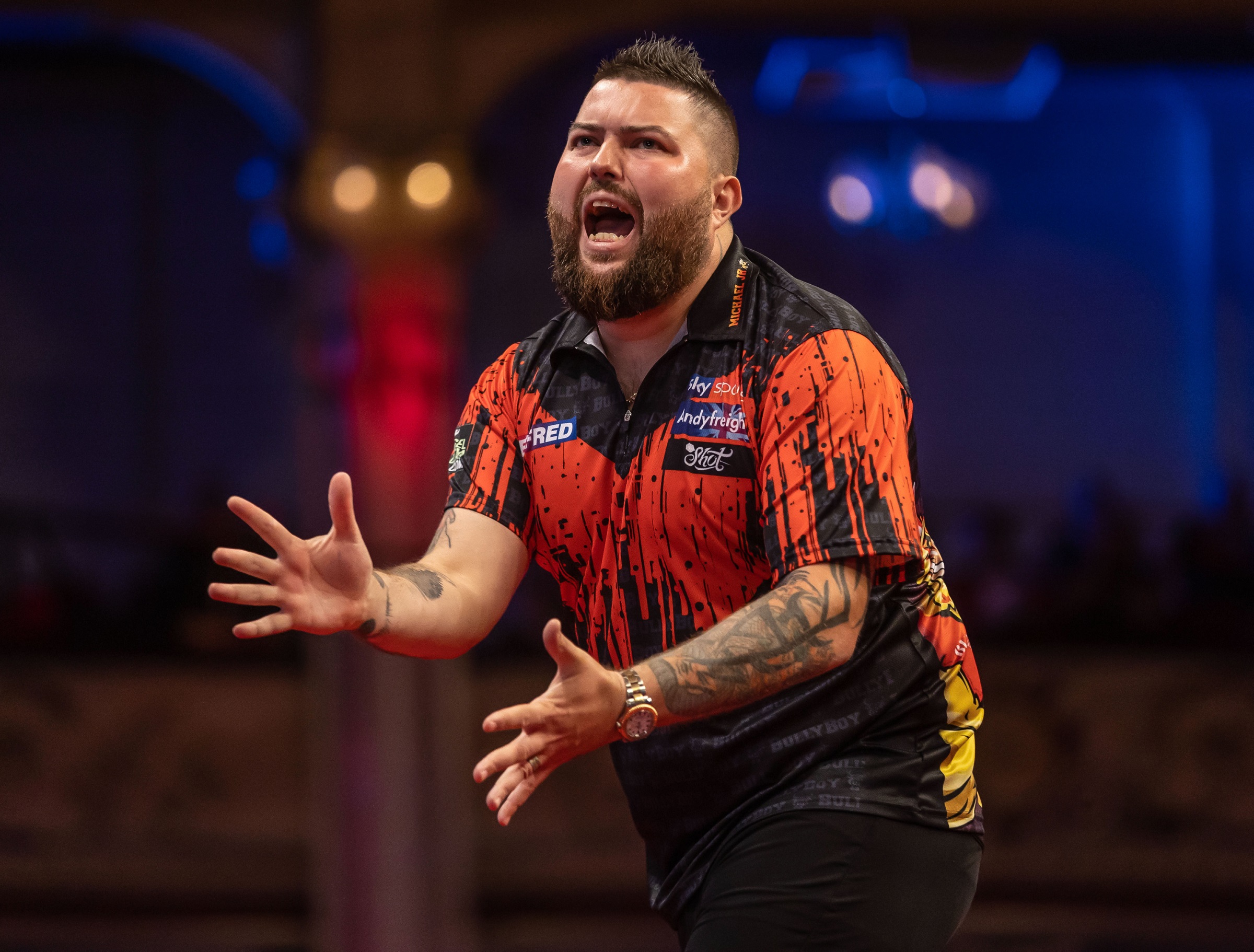 Smith & Price crash out on incredible night at Betfred World Matchplay ...