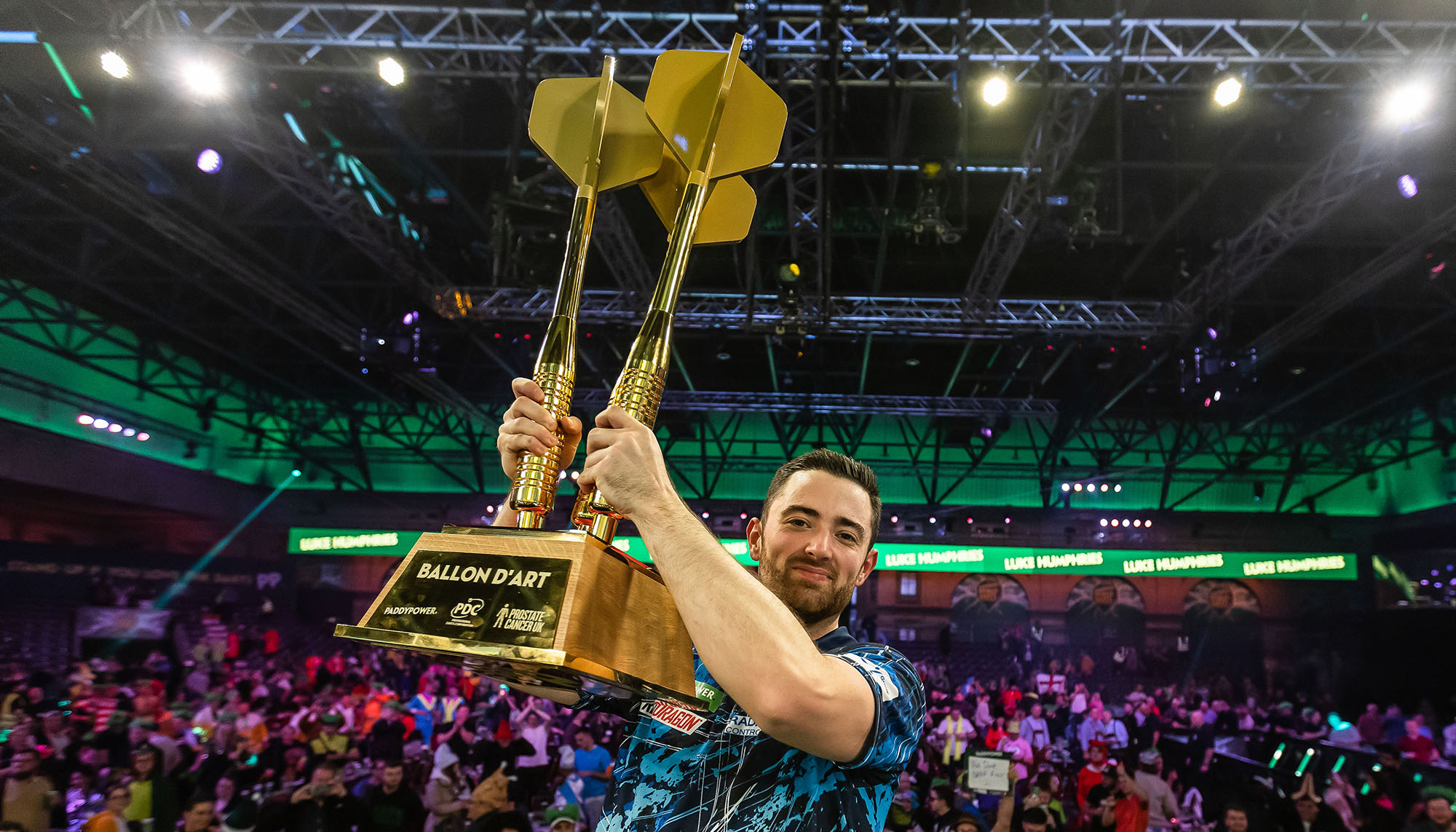 Humphries wins inaugural Ballon d'Art award at World Darts Championship ...