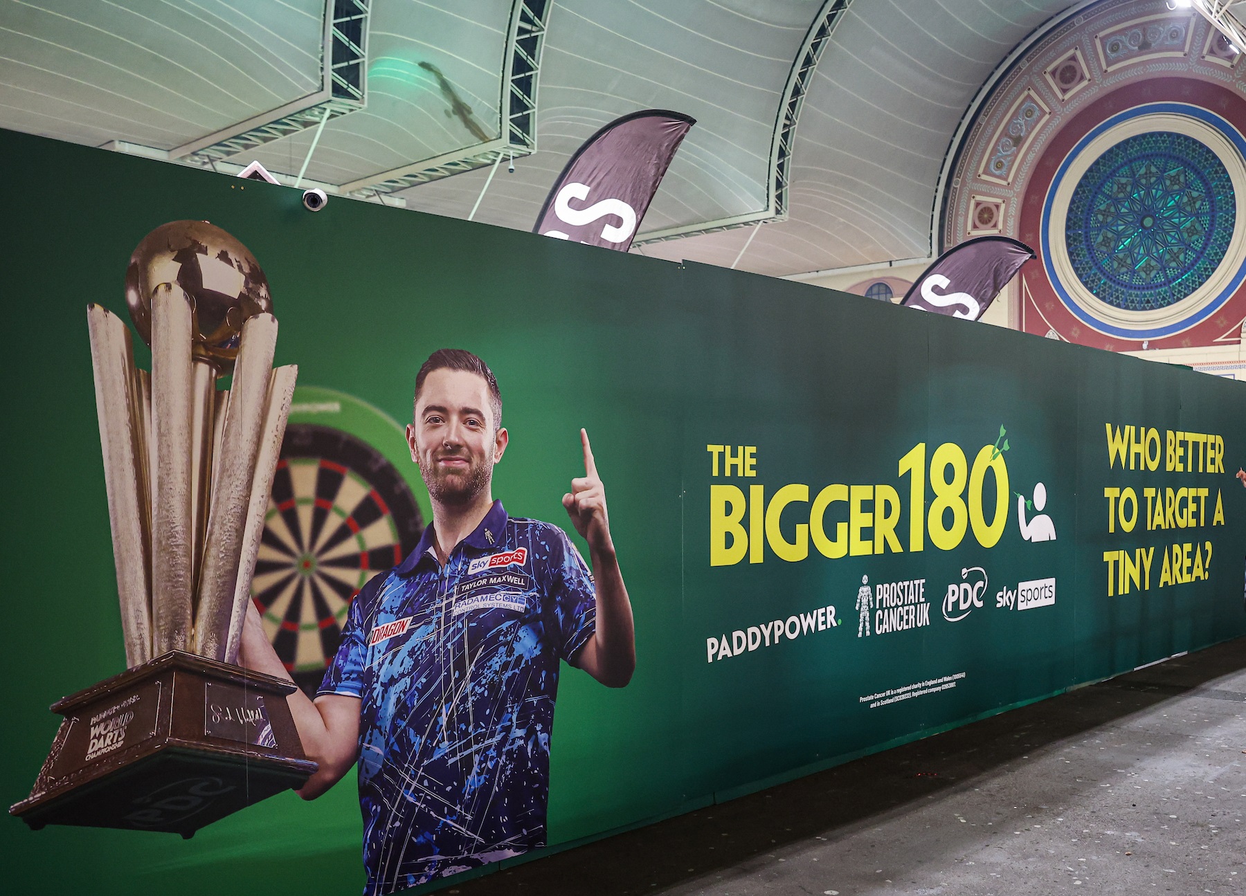 Sir Chris Hoy backs The BIGGER 180 charity campaign | PDC