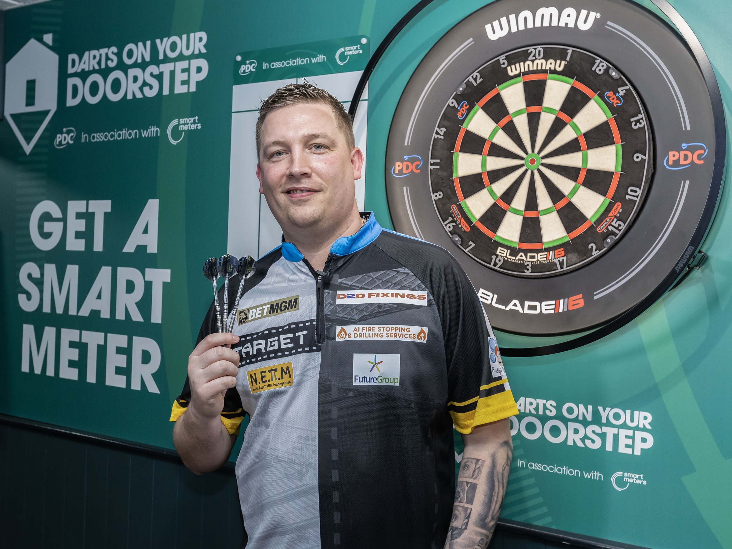Local hero Dobey launches Darts on Your Doorstep venue in Ashington | PDC