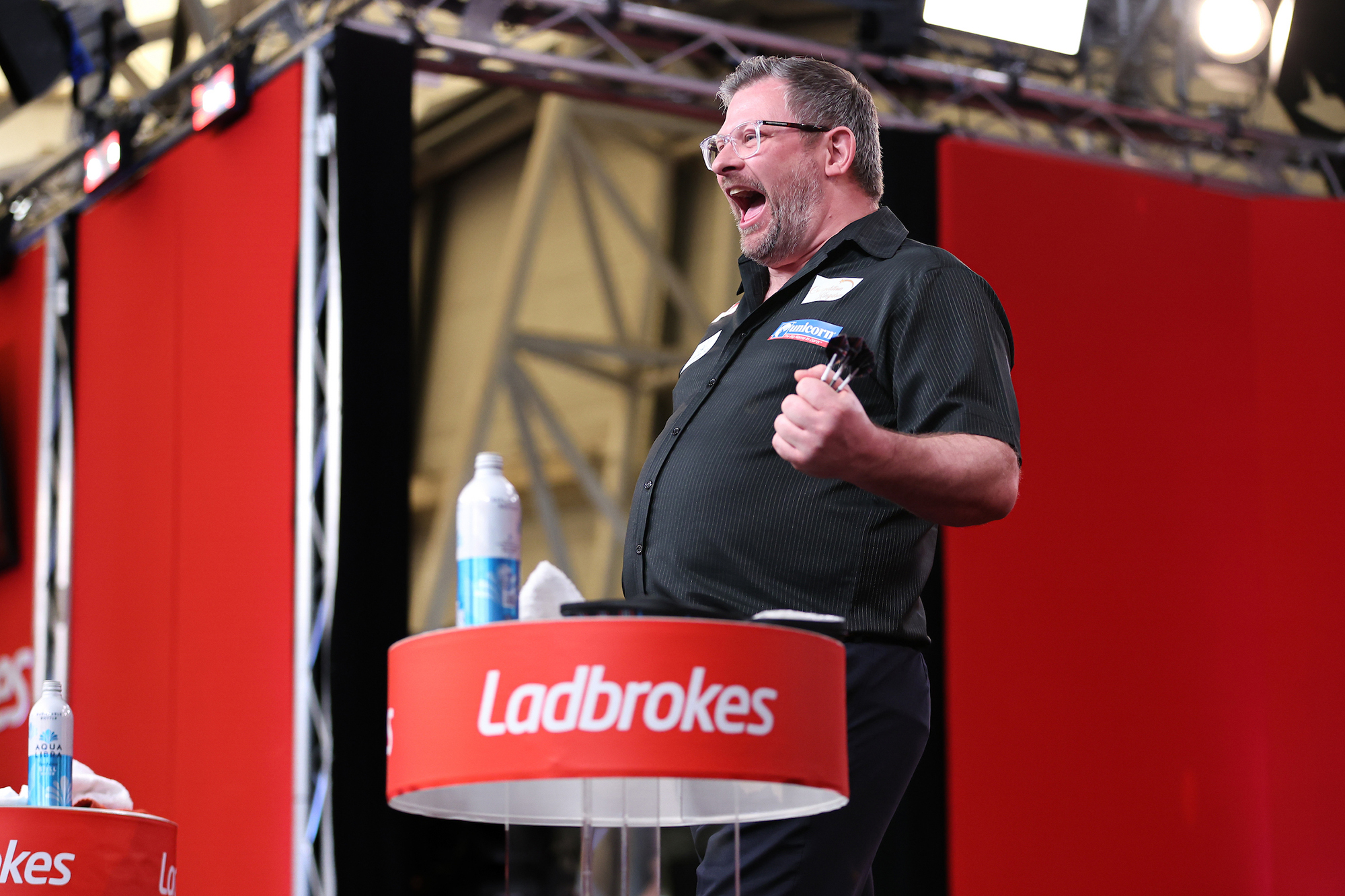 Resilient Wade returns to winning ways with PC19 victory | PDC