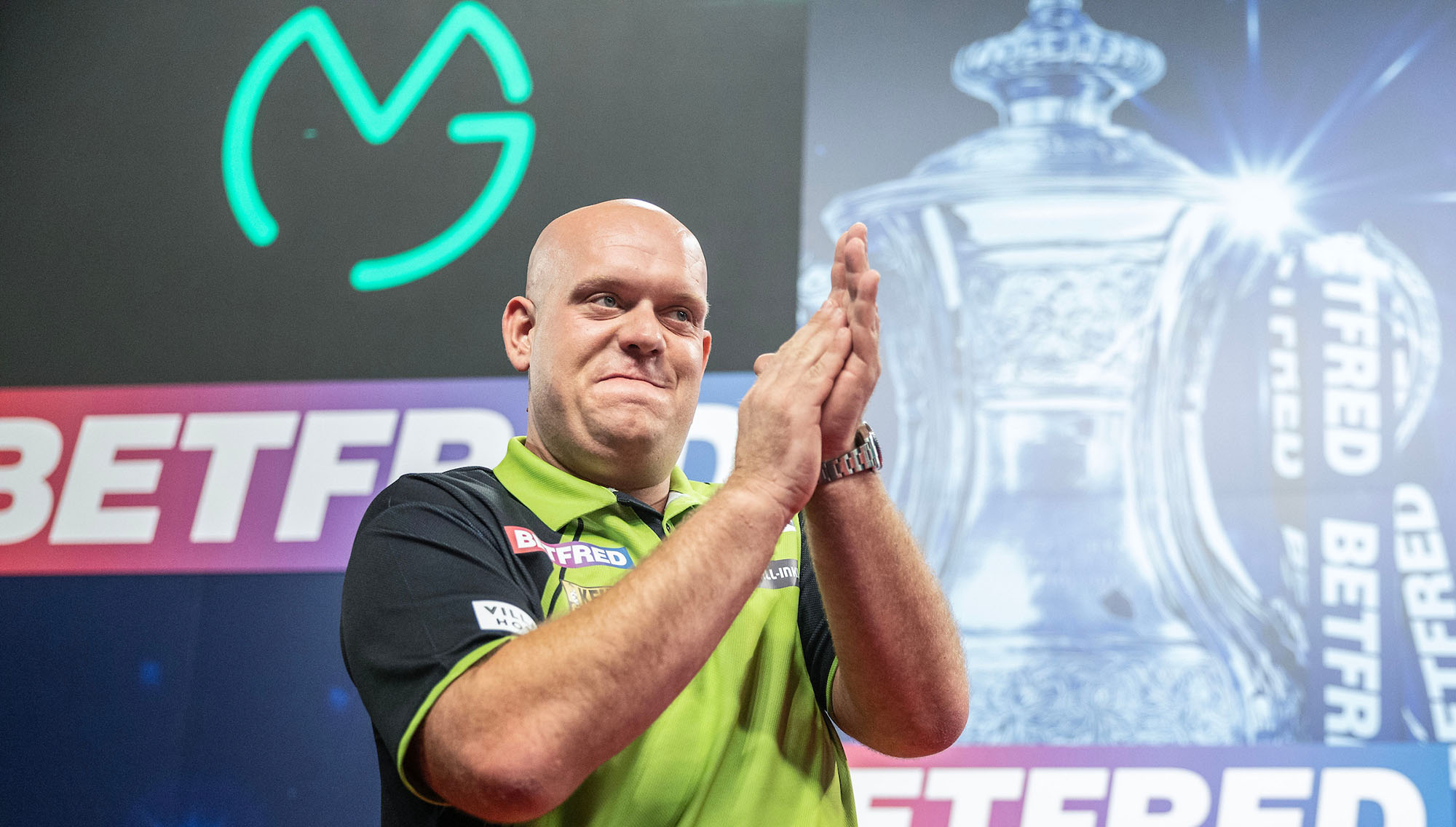 Van Gerwen and Van Barneveld poised for blockbuster Blackpool clash | PDC