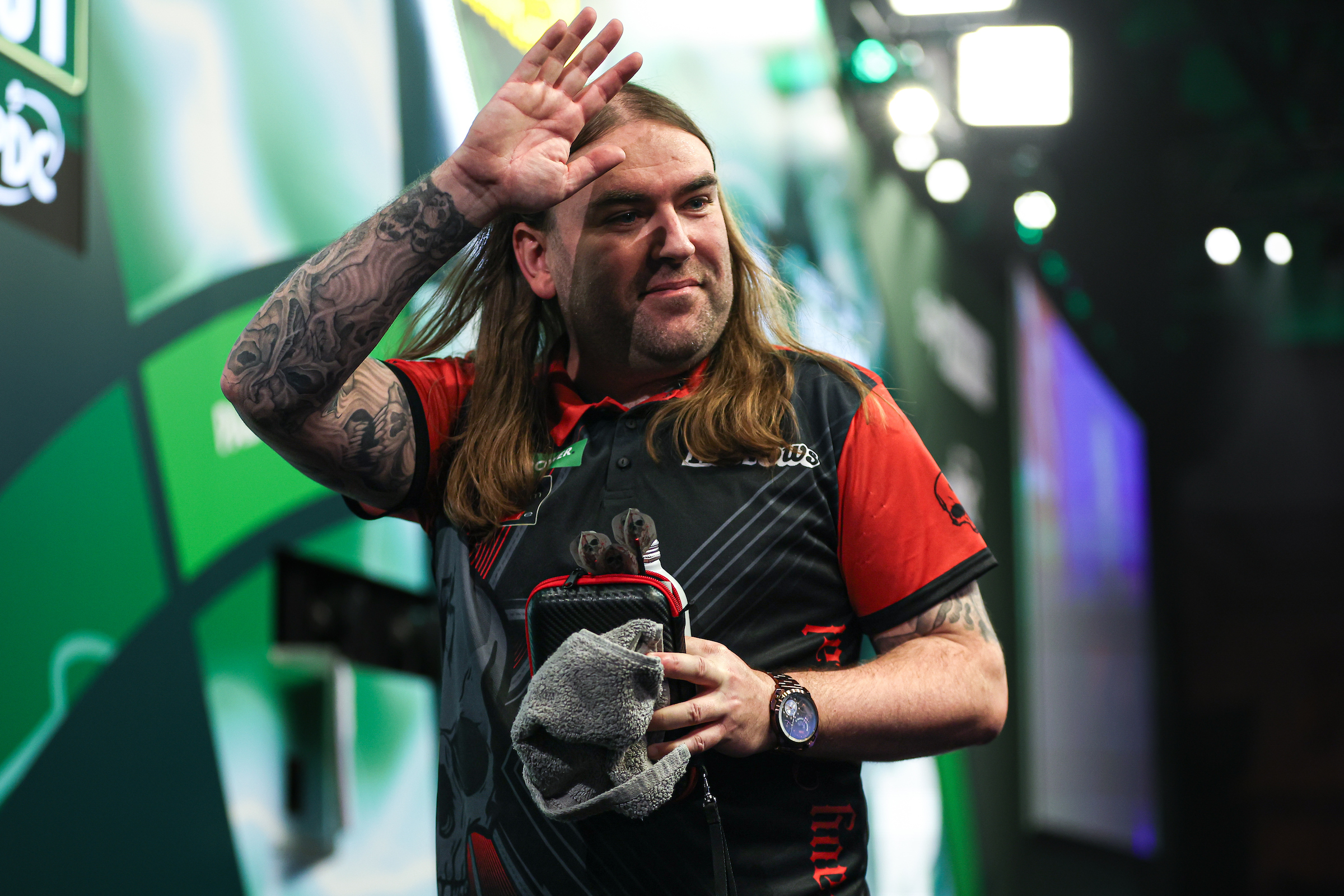 Seventh heaven for Searle at Players Championship 28 | PDC