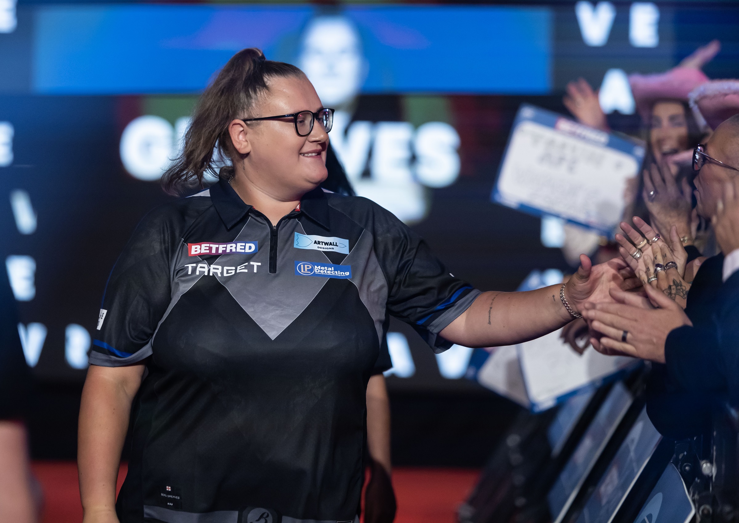 Amazing Greaves extends Women's Series streak to 11 events | PDC