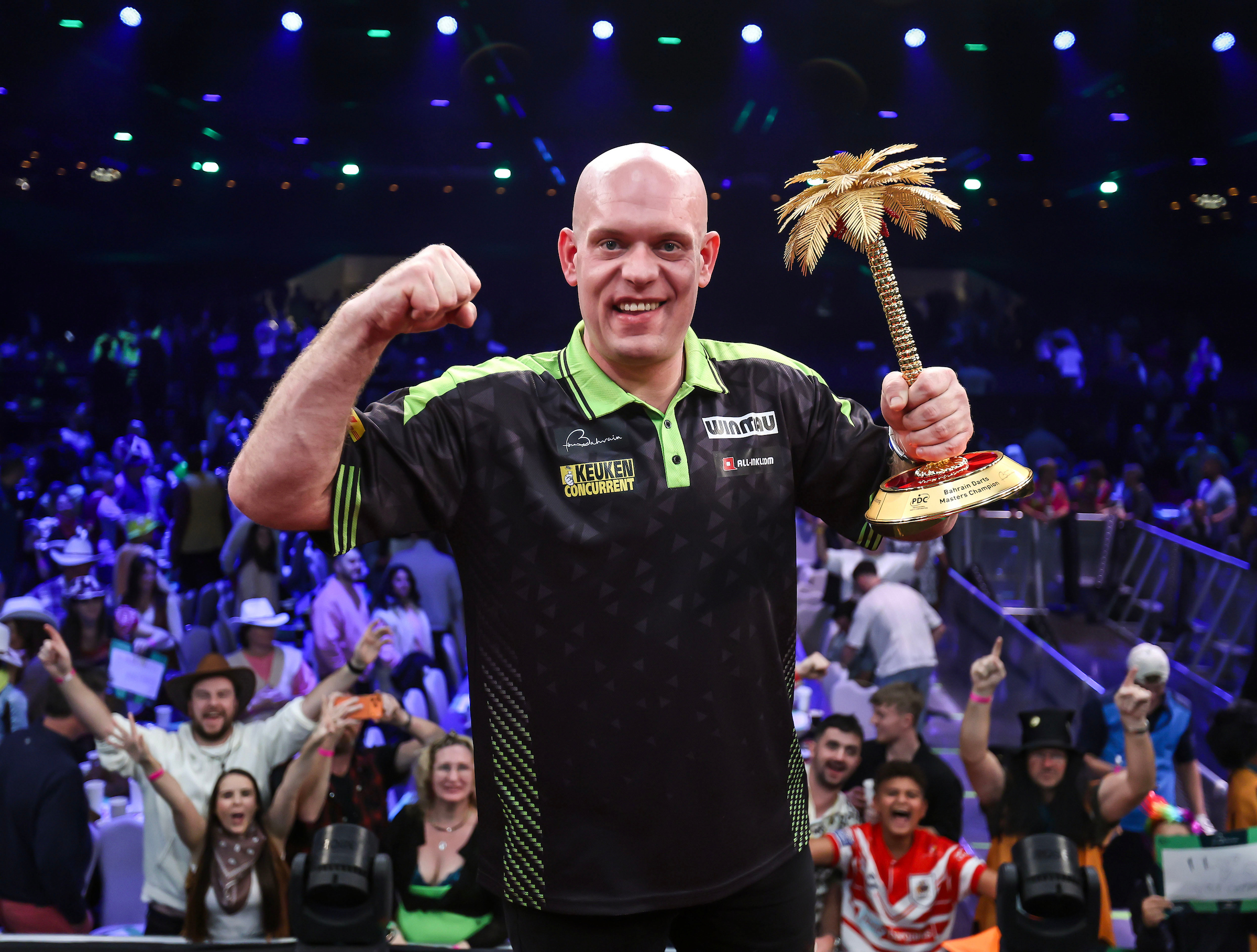 Van Gerwen blazes to maiden Bahrain Darts Masters title | PDC