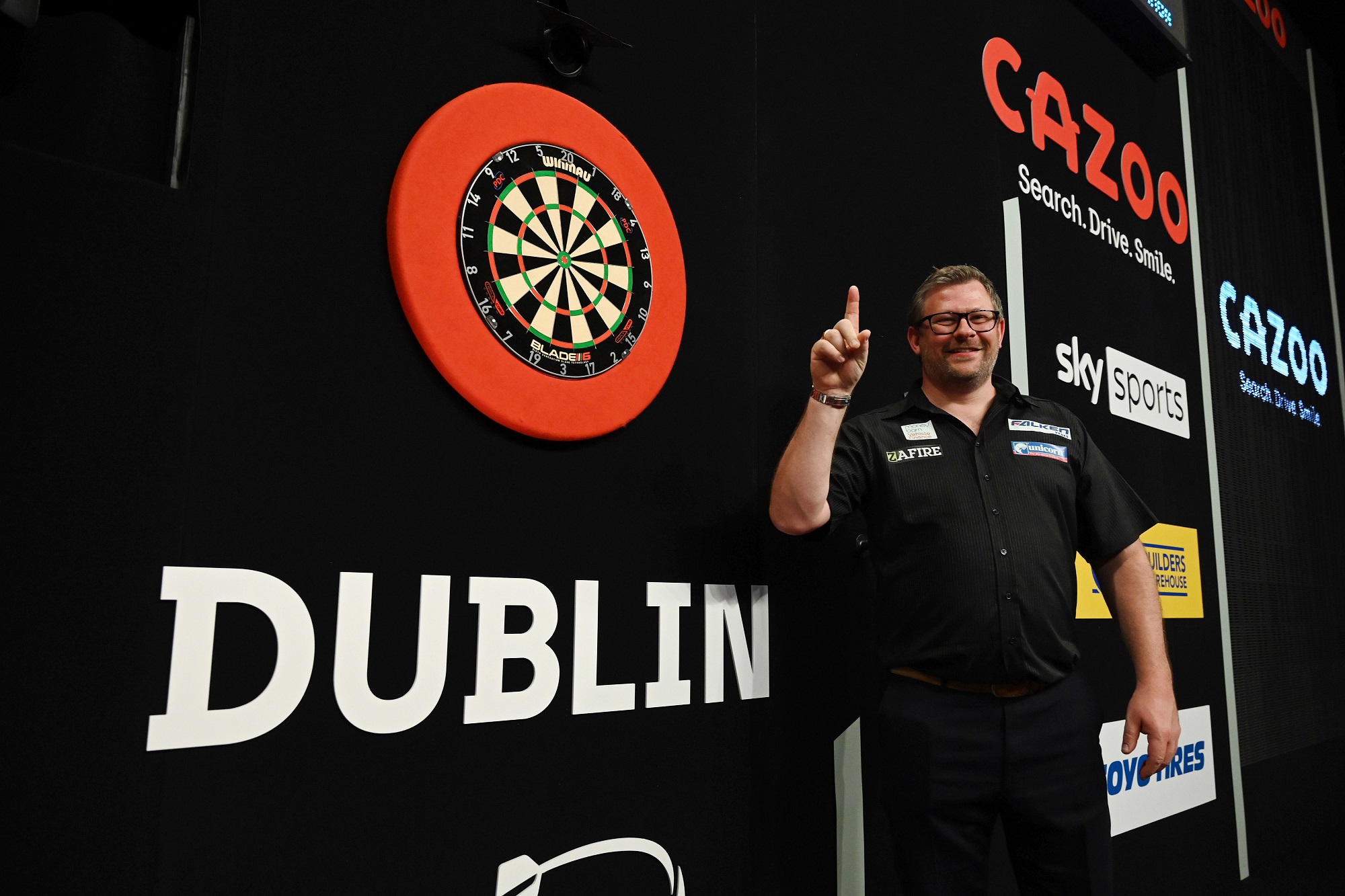Record-breaking Wade dominates Cazoo Premier League's Dublin visit | PDC