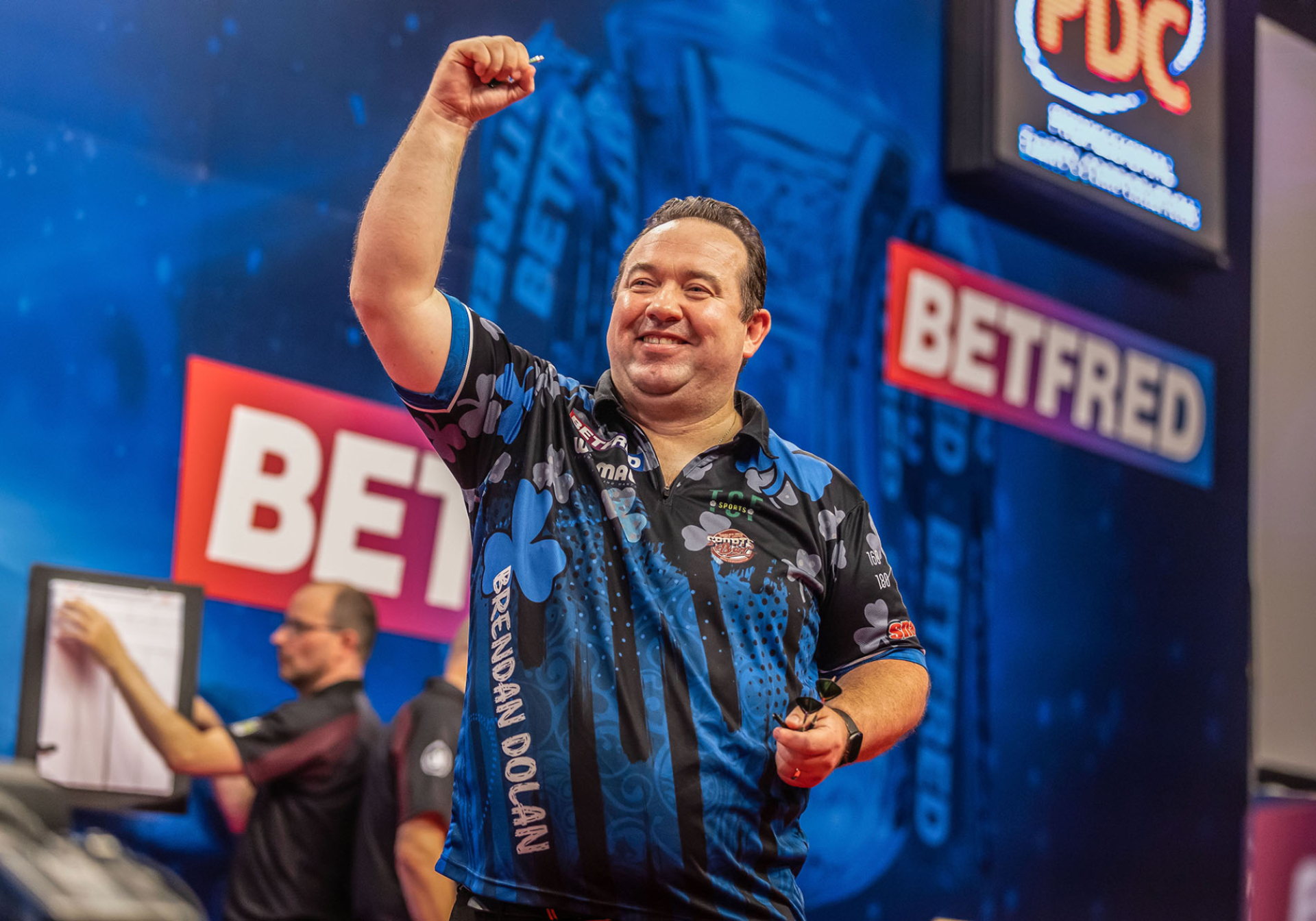 Dolan causes astonishing upset to dethrone Van Gerwen in Blackpool | PDC