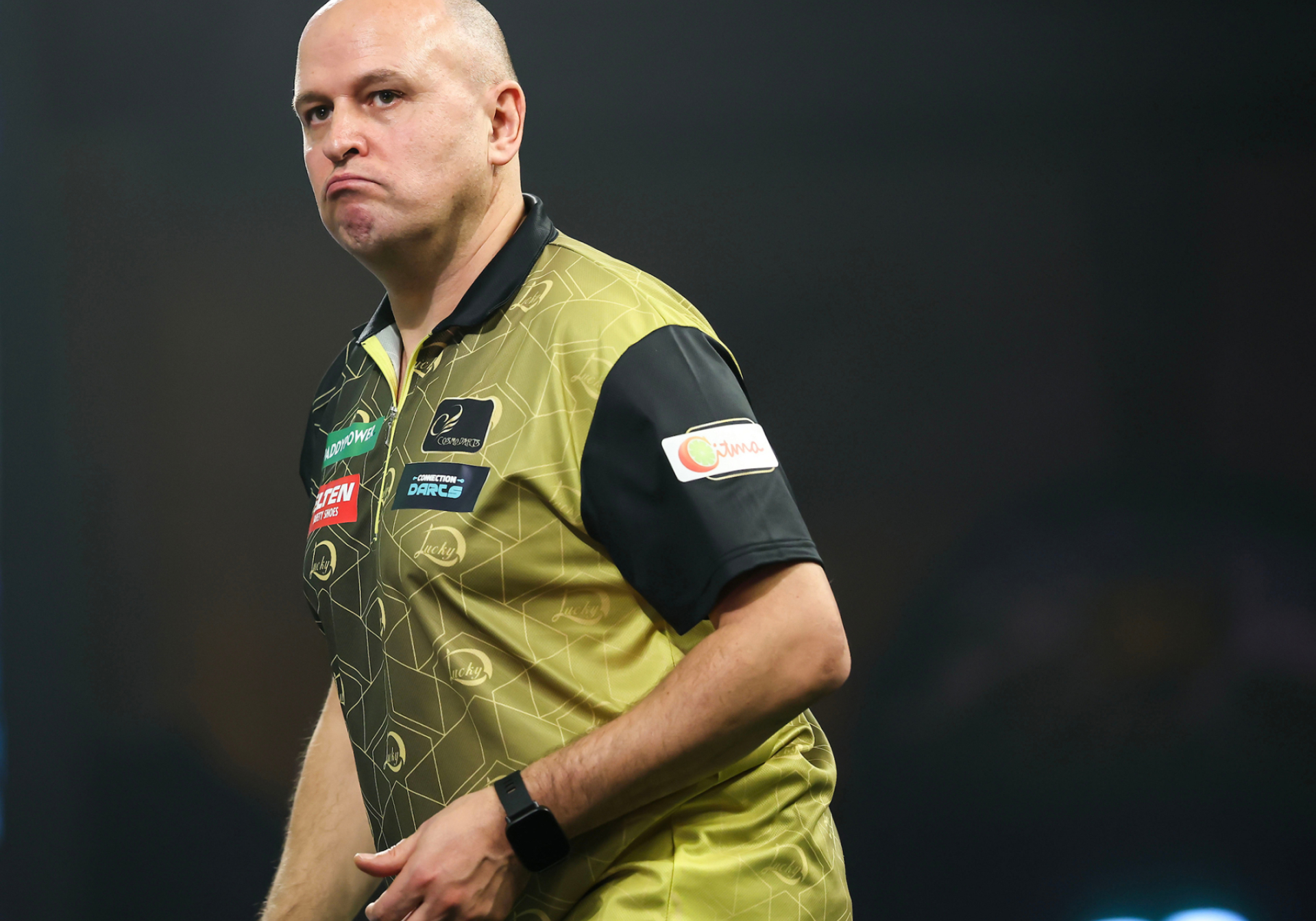 Littler begins World Championship defence with whitewash win | PDC