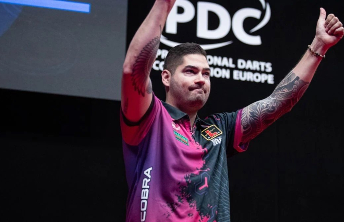 Prime numbers: 'Peak Taylor' and 'Peak MvG' in comparison | PDC