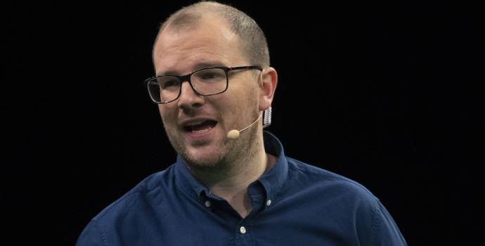 Mark Webster backs Petersen for World Grand Prix title on debut | PDC